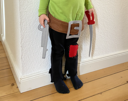 Räuber Hotzenplotz Kostüm nähen – die Hose
